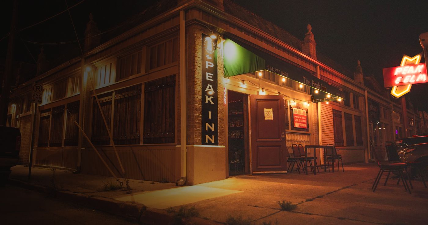 The Peak Inn | East Dallas Neighborhood Bar | Dallas, TX